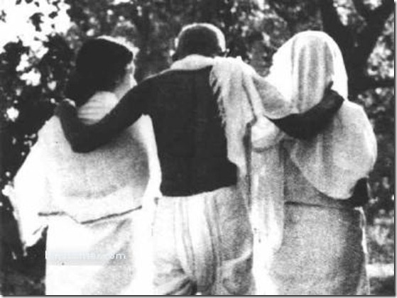 "MAHATMA GANDHI" - in his childhood Photos ~ Saranjkp